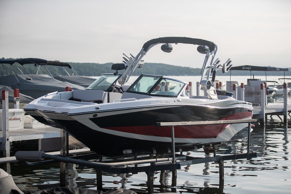 Types Of Boat Lifts Discover Boating Types Of Boat Lifts Discover Boating