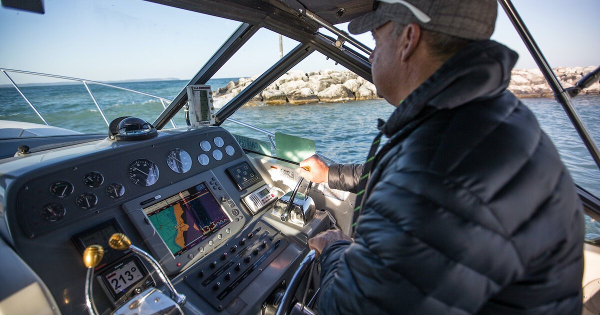 Boat Electronics for Dummies | Discover Boating Boat Electronics for Dummies | Discover Boating
