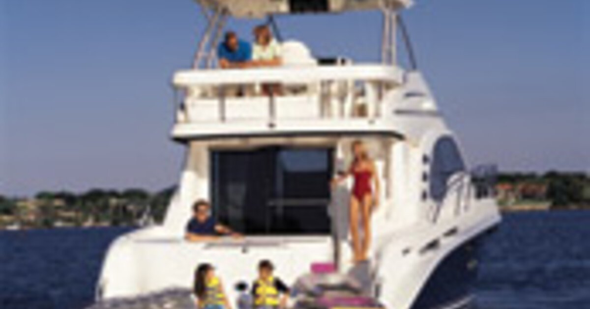 Installing A Swim Platform | Discover Boating